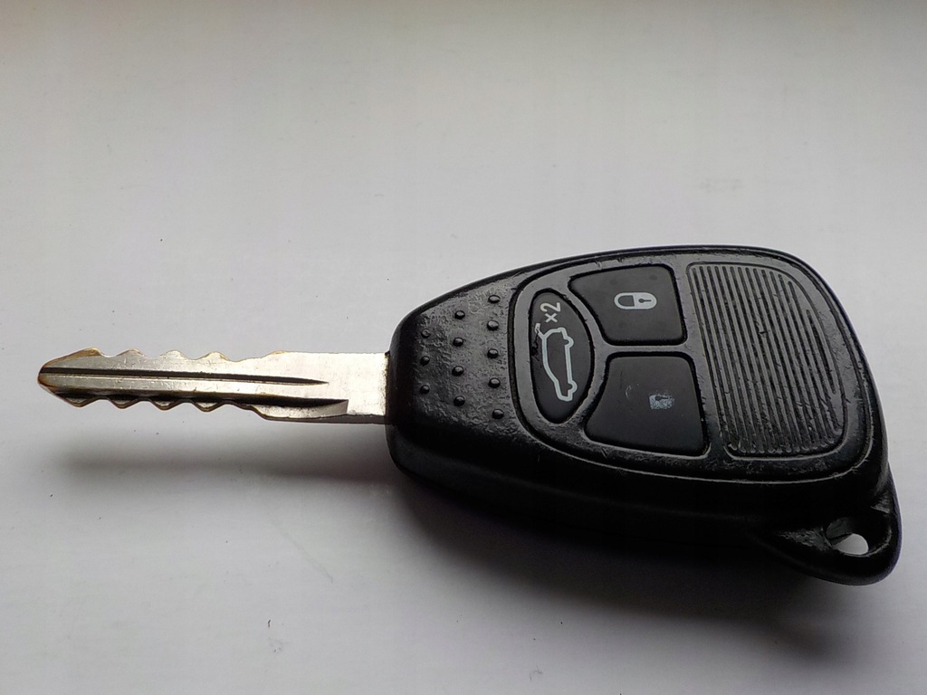 JEEP CHEROKEE KJ CHRYSLER DODGE KLUCZYK PILOT - 13187331068 - oficjalne ...