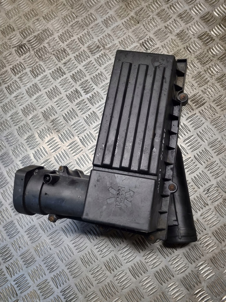 Obudowa filtra powietrza AUDI 1K0129607M - 13590271872 - oficjalne ...