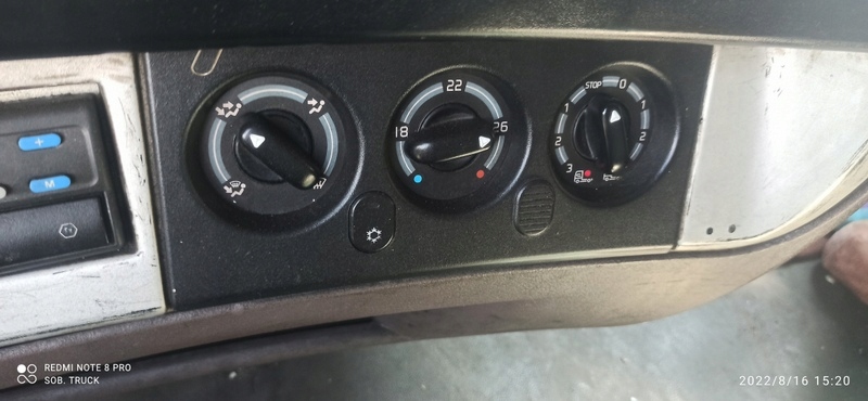 PANEL NAWIEWU KLIMATYZACJI RENAULT MAGNUM - 12531873750 - oficjalne ...