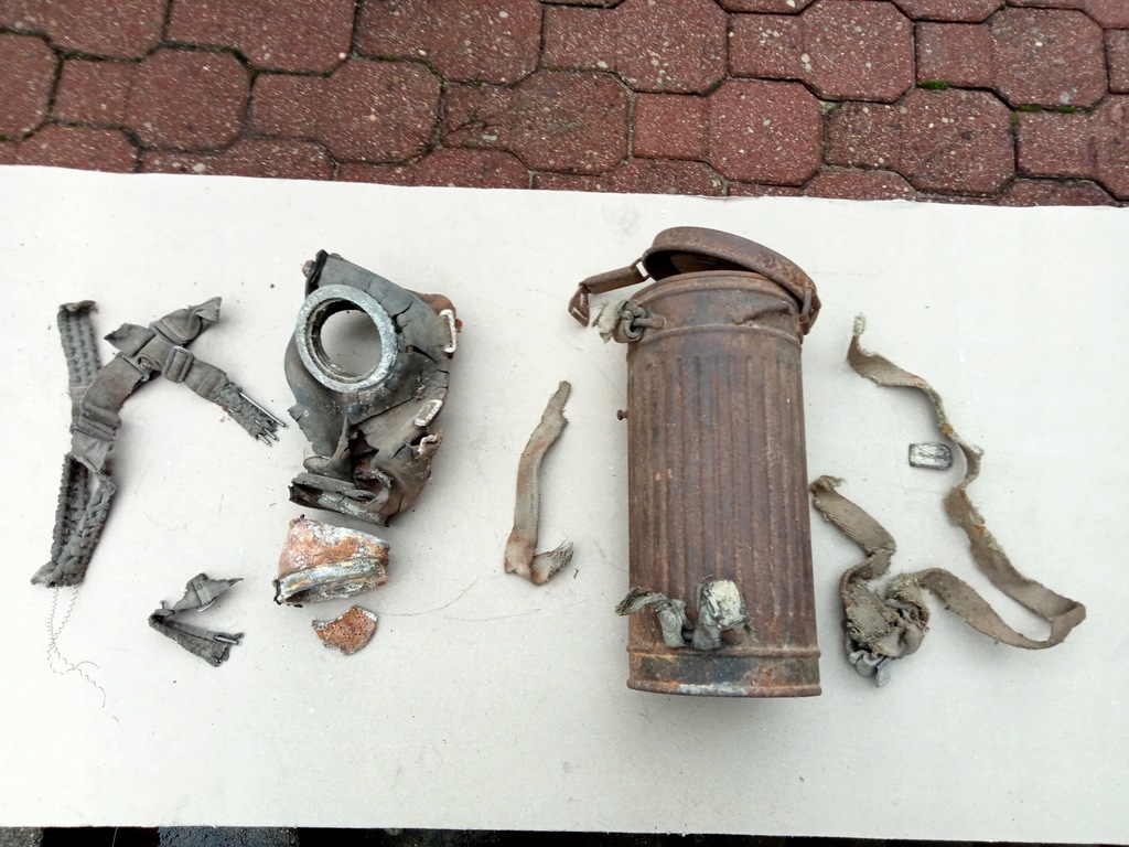 maska gazowa niemiecka wh werhmacht II wojna 2 - 12864921022 - oficjalne archiwum Allegro