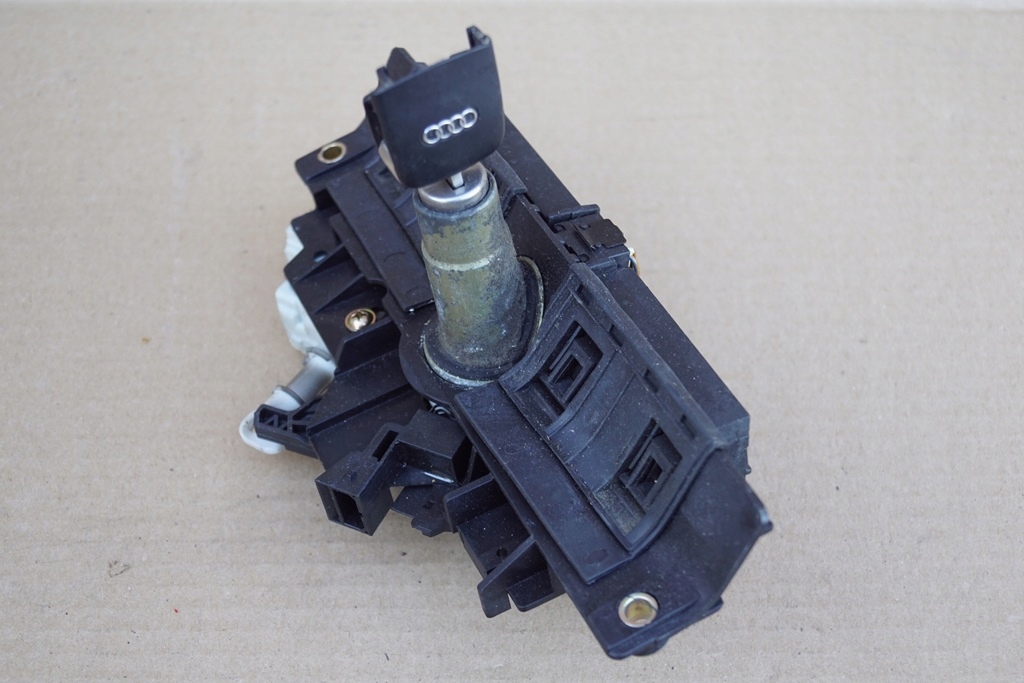 Zamek tylnej klapy Audi A6 C5 kombi 4B0827565H - 12478517850 - oficjalne archiwum Allegro