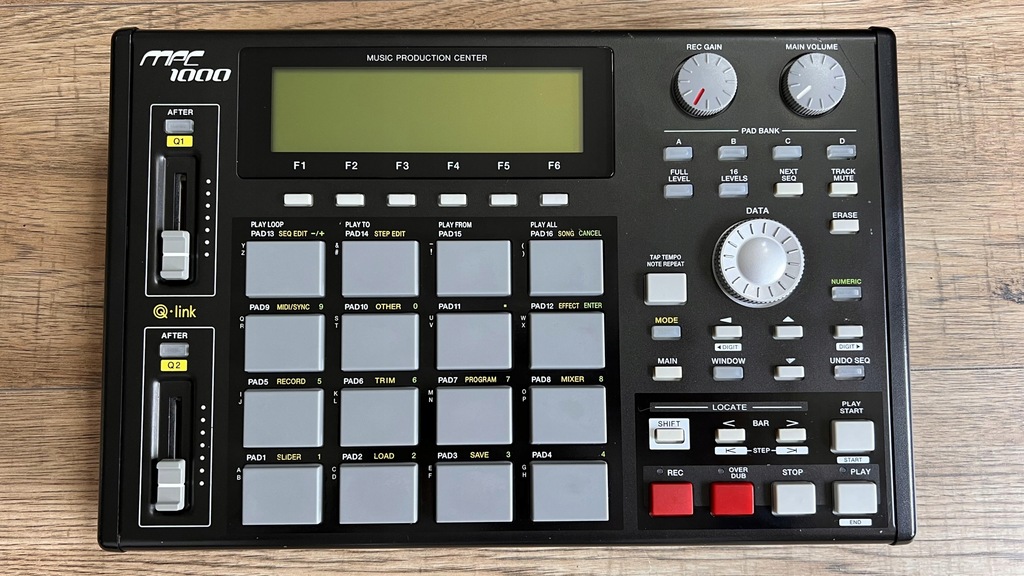 AKAI MPC 1000 V2 Czarna - Odnowiona - 13647264989 - oficjalne archiwum ...