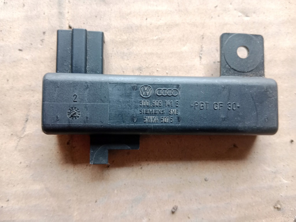 AUDI VW BENTLEY ANTENA KESSY KEYLESS GO 3D0909141E - 12090909241 ...