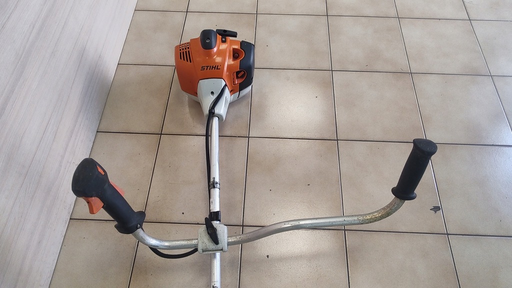 Wykaszarka/ Kosa spalinowa Stihl FS 240C Szelki - 13601527605 ...