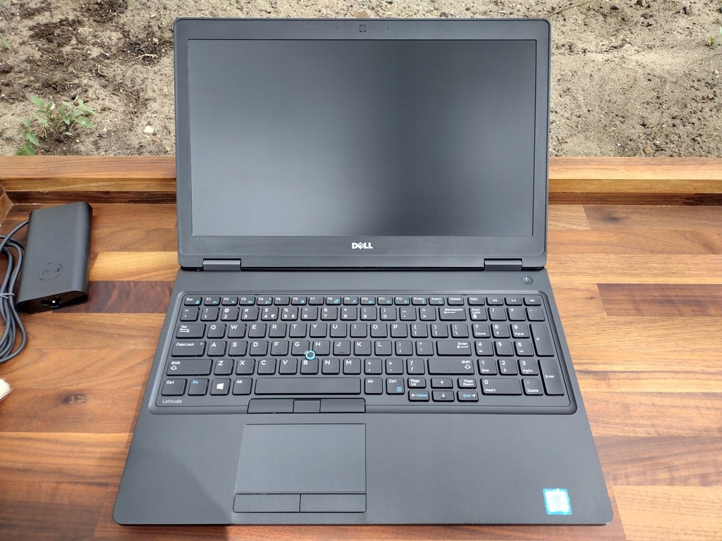 DELL Latitude 5580 i5 /8GB /256 SSD FHD IPS Win 11 - 12168350042 - oficjalne archiwum Allegro