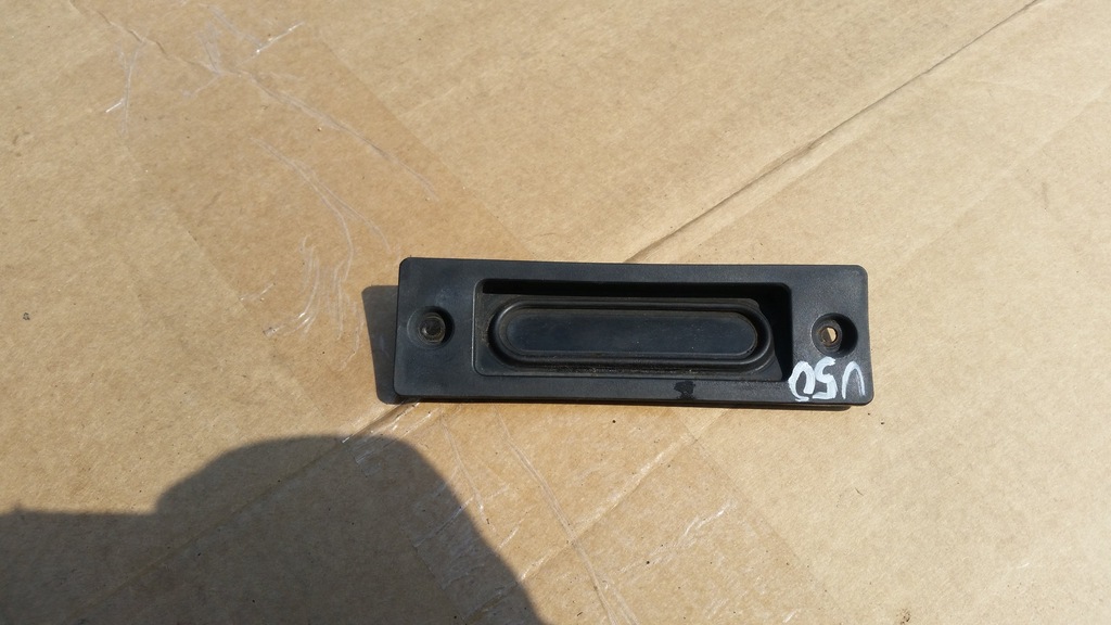 VOLVO V50 OSŁONA KLAMKA BAGAŻNIKA 30634191 - 6927221981 - oficjalne ...