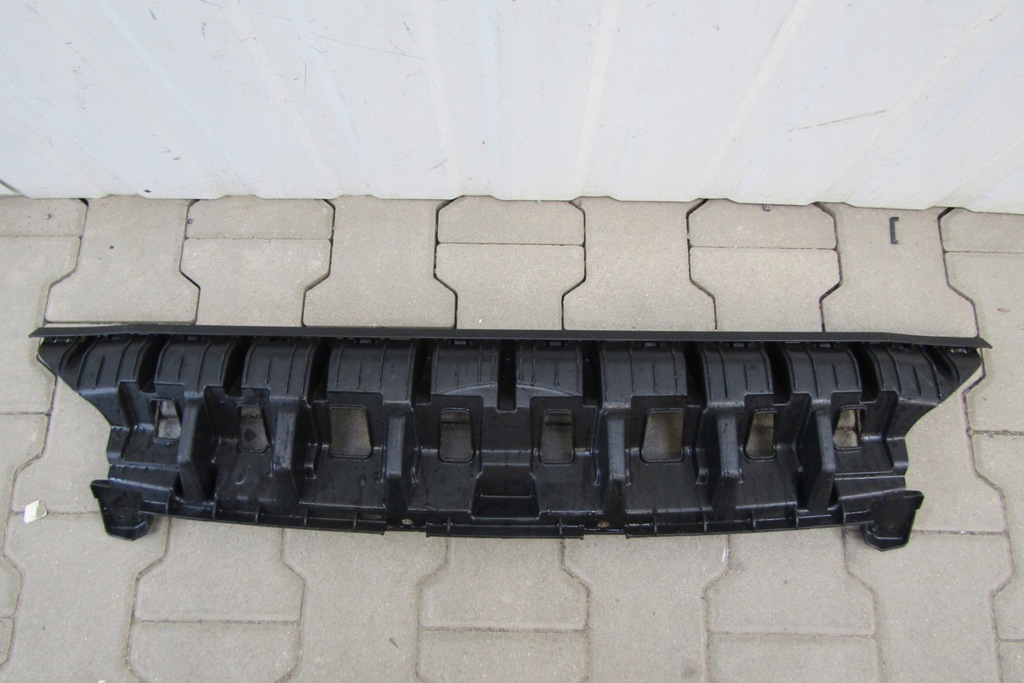 Osłona pasa przedniego maskownica HYUNDAI KONA 20- LIFT - 13897037132 ...