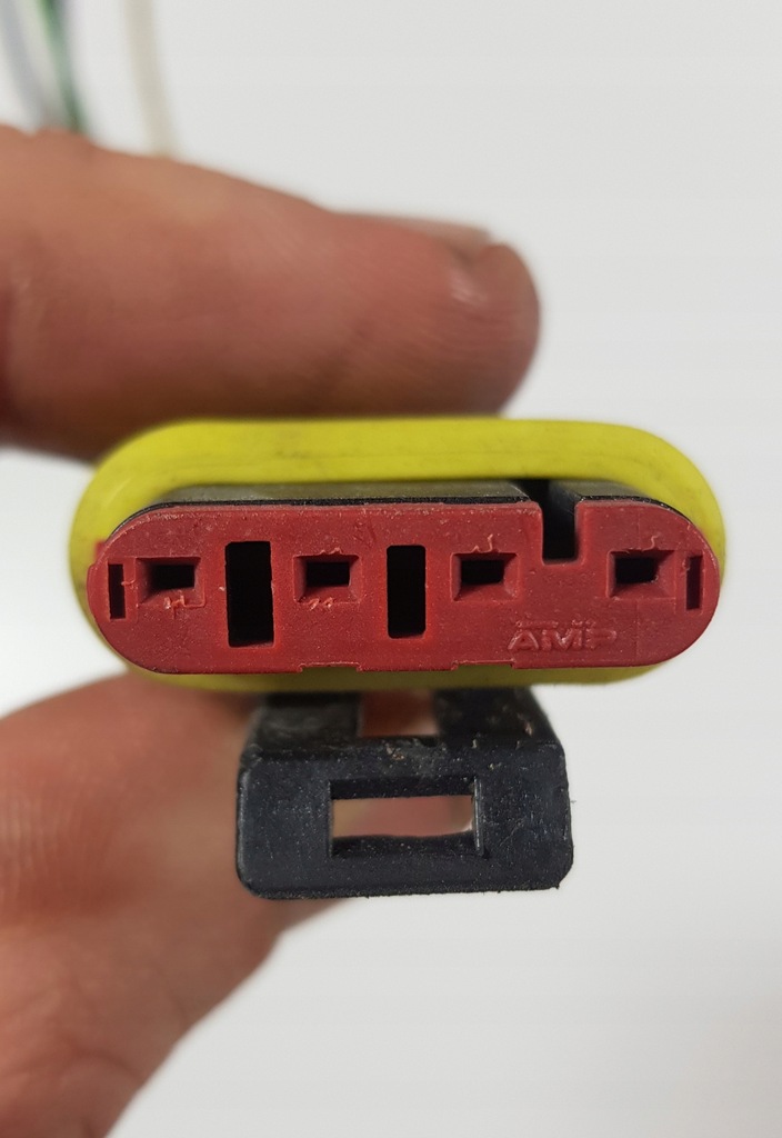 KOSTKA WTYCZKA WTYK LAMPY TYLNEJ Fiat Bravo II 07R - 11369518965 - oficjalne archiwum Allegro