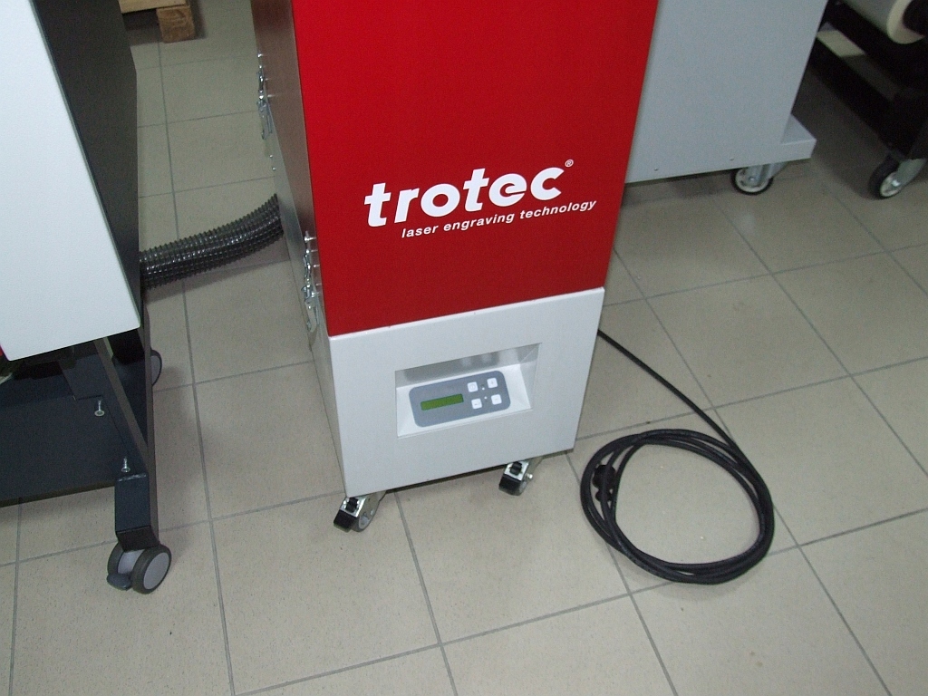 LASER TROTEC SPEEDY 100 + POCHŁANIACZ MISTRAL 230 - 8554219486 ... LASER TROTEC SPEEDY 100 + POCHŁANIACZ MISTRAL 230 - 8554219486 ...