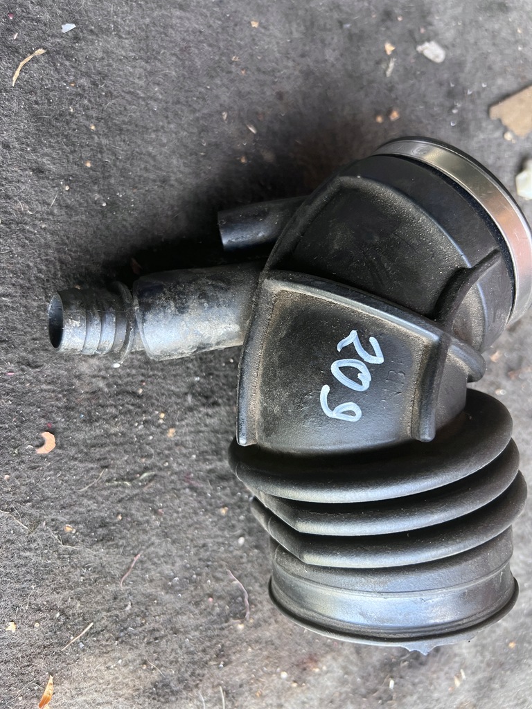 BMW OE 13711437355 przewód powietrza - 12465858111 - oficjalne archiwum ...