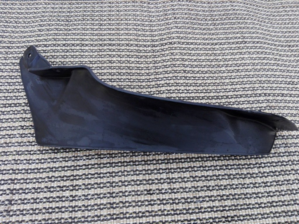 SKODA YETI UCHWYT OSŁONA NADKOLA PRAWA 5L0853888A - 6526798752 ...