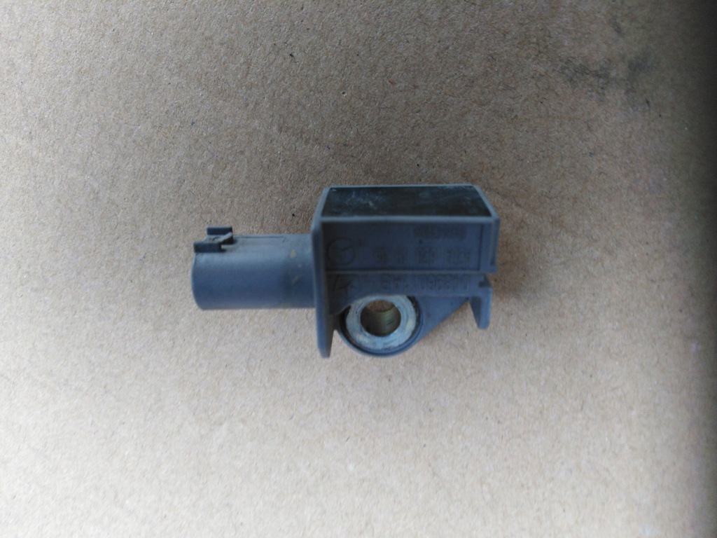 MERCEDES W204 CZUJNIK UDERZENIA A2048201985 - 13774277850 - oficjalne ...