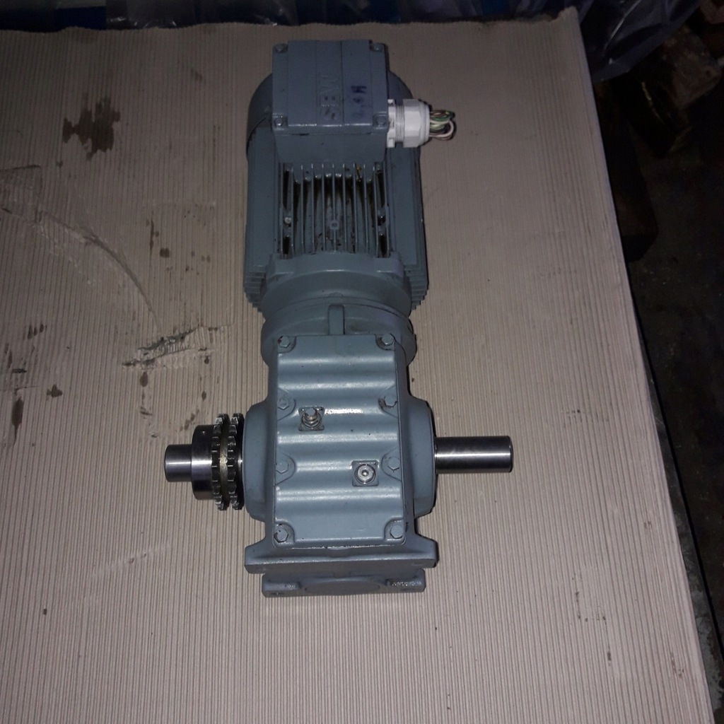 Купить Мотор-редуктор SEW R67 ДВ100М4. Цена нетто 1780 злотых: отзывы ...