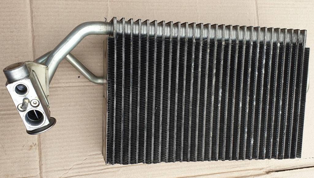 PAROWNIK KLIMATYZACJI ZAWÓR MERCEDES E W211 - 12644816739 - oficjalne ...