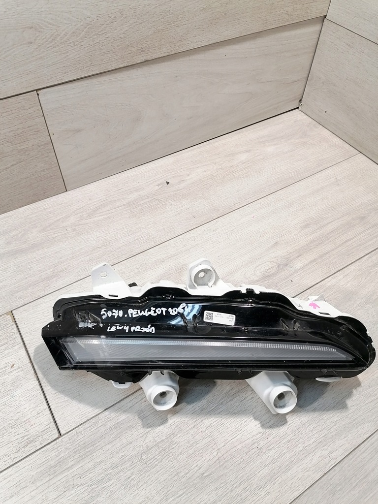 PEUGEOT 208 II HALOGEN LED LEWY PRZÓD 9824241480 - 14559192422 ...