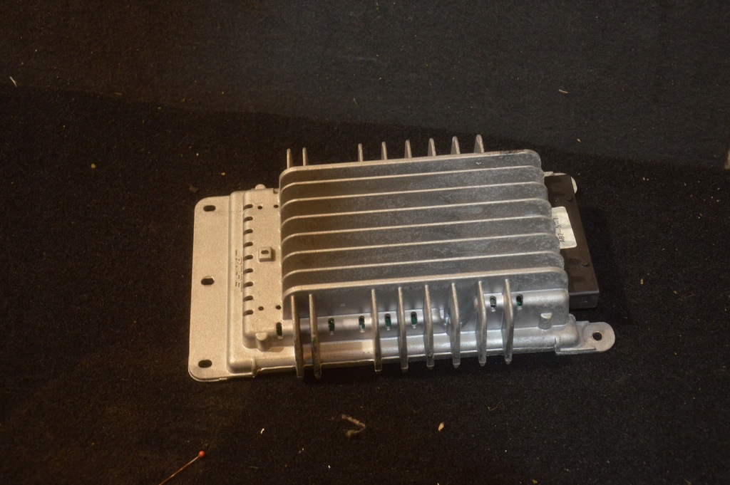 Audi A3 8P Wzmacniacz bose 8P4035223 - 12422971511 - oficjalne archiwum Allegro