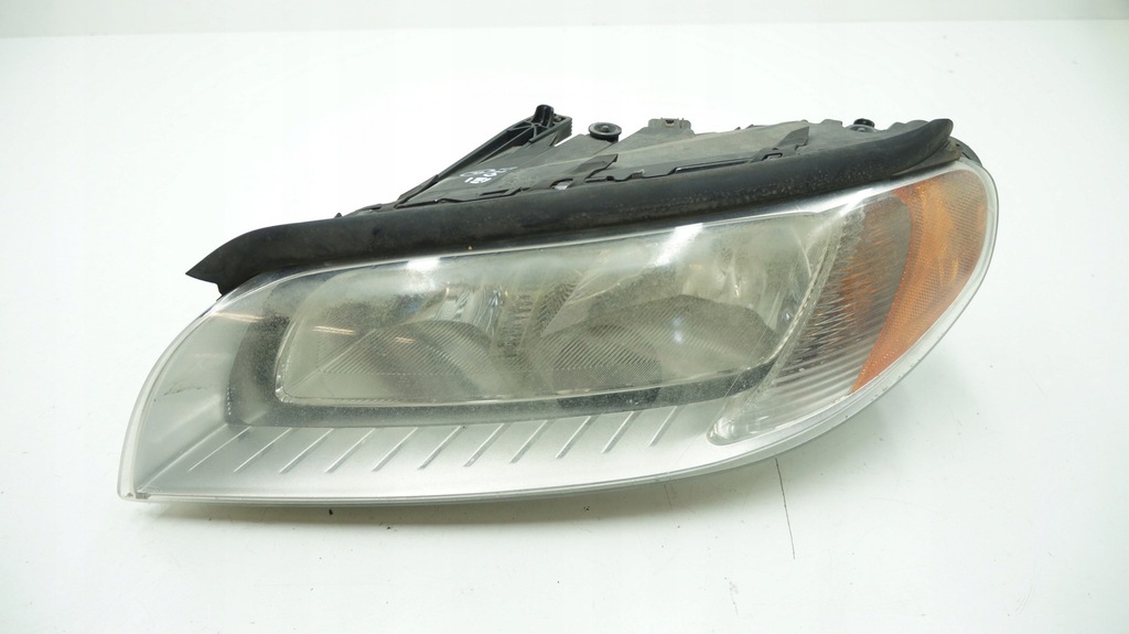 VOLVO LAMPA LEWA PRZEDNIA V70 S80 31214353 - 14042627702 - oficjalne ...