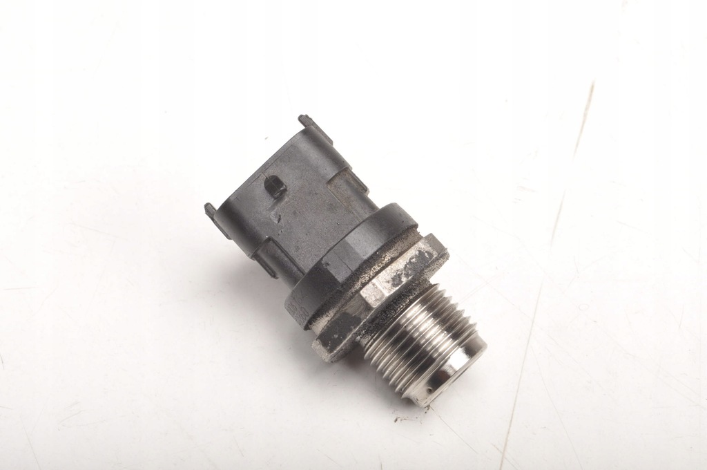 FIAT 500X 1.6D CZUJNIK CIŚNIENIA PALIWA 0281006164 - 13002274477 ...