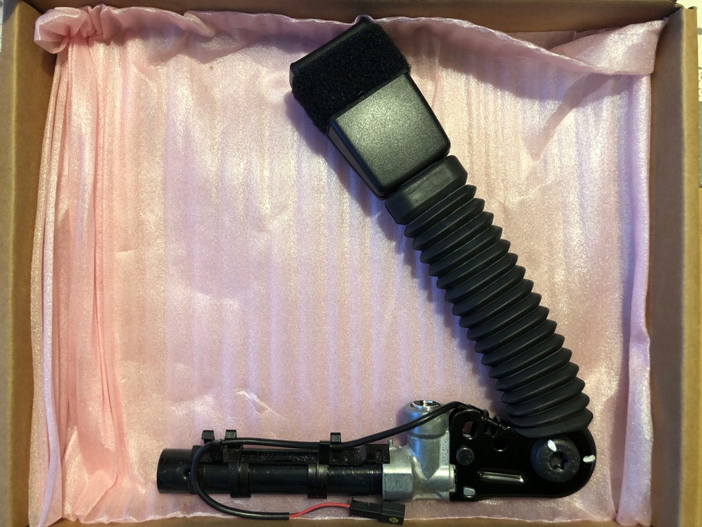 BMW F10 Napinacz pasa bezpieczeństwa prawy przód - 7679265903 ...