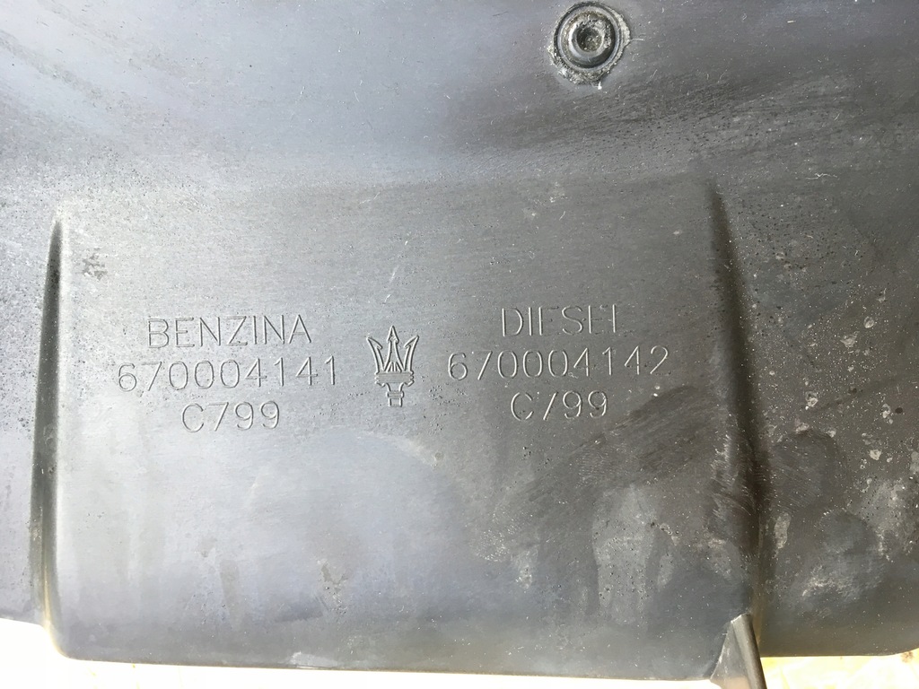 MASERATI GHIBLI OSŁONA ŁAPACZ POWIETRZA 670004141 - 7876874799 ...