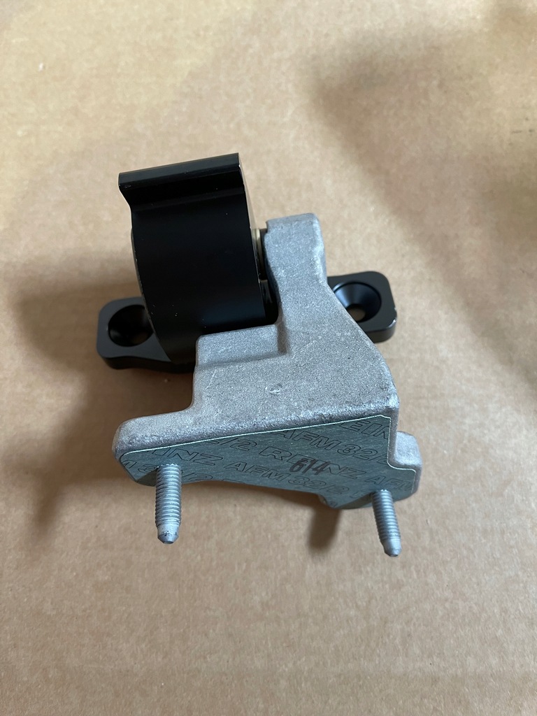 Zawias drzwi MERCEDES W205 ORYGINAŁ LEWY PRZÓD OE - 12168463321 ...