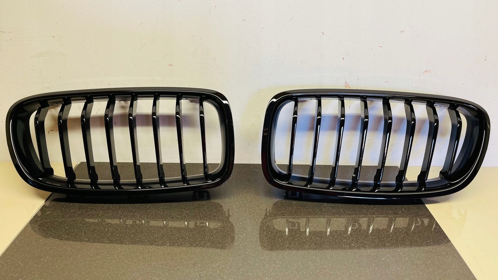 Atrapa nerki grill R+L BMW 3 f30 f31 czarny połysk - 11920543415 ...