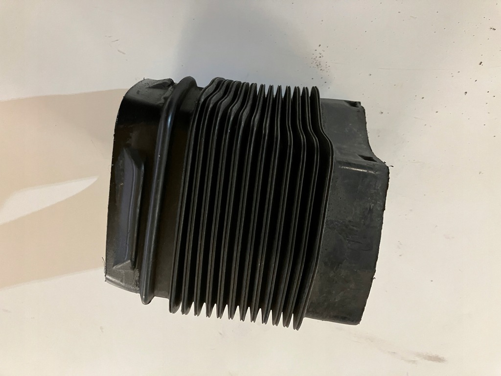 Przewód rura filtra powietrza 2.0 Tdi 170KM CAHA Audi A6 C6 Lift ...