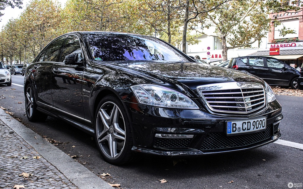 Mercedes S klasa W221 S221 Long S63 AMG USZKODZONY - 7617455322 - oficjalne archiwum Allegro