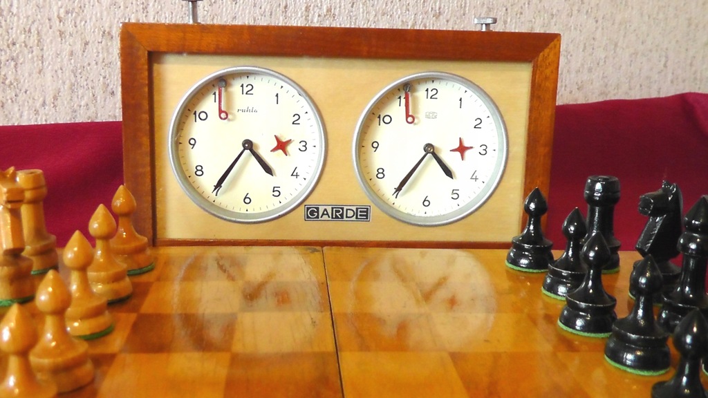 Zegar szachowy Garde (Ruhla) + etui + instrukcja - 8577611372 ... Zegar szachowy Garde (Ruhla) + etui + instrukcja - 8577611372 ...