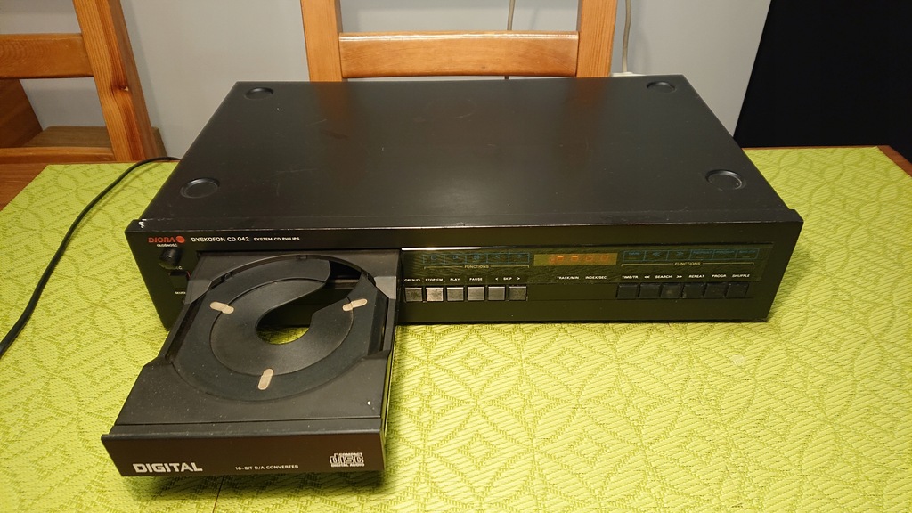 JEDYNY! ODTWARZACZ CD DYSKOFON UNITRA DIORA CD 042 - 11486196469 ...