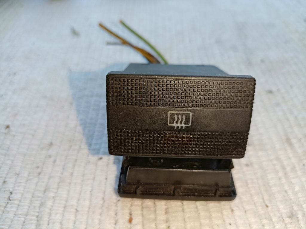 Włącznik Ogrzewania Szyby Tył Vw Passat B4 T4 12493825625 Oficjalne Archiwum Allegro