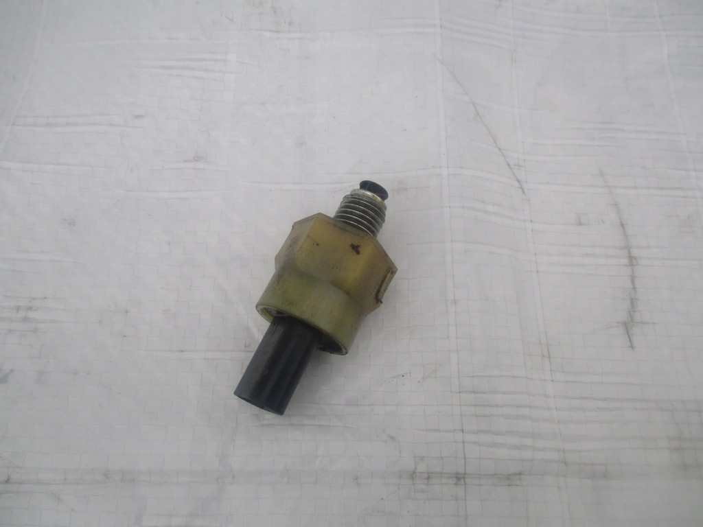 CZUJNIK OLEJU 2.0 HYBRID VOLVO V90 II V60 XC90 II - 13464845167 ...