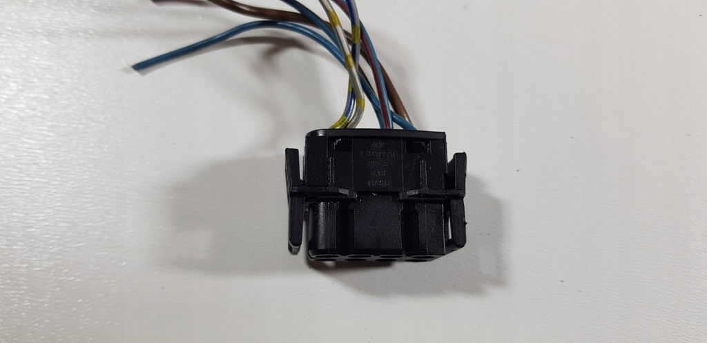 KOSTKA WTYCZKA WTYK LAMPY BMW M3 E36 - 11837632214 - oficjalne archiwum Allegro