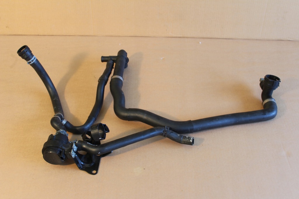 Rura przewód wody wąż Audi VW 5Q0122051BM - 14199060461 - oficjalne ...
