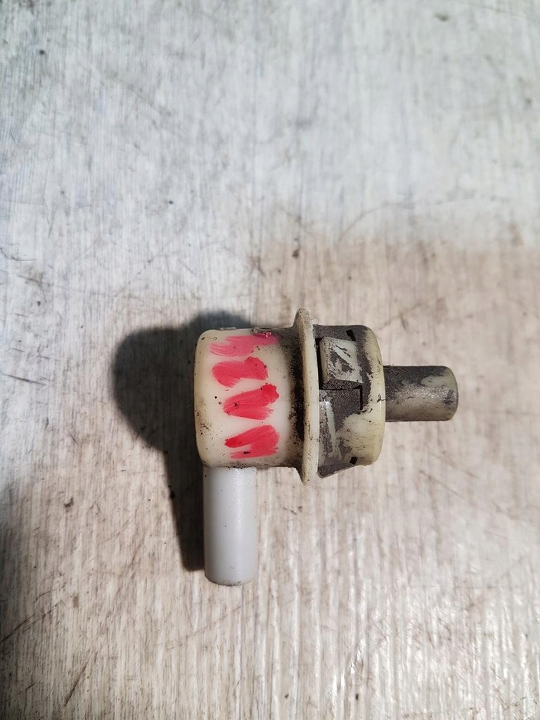 ZAWÓR ODPOWIETRZENIA ZBIORNIKA MERCEDES W124 2.3 - 13861195734 ...