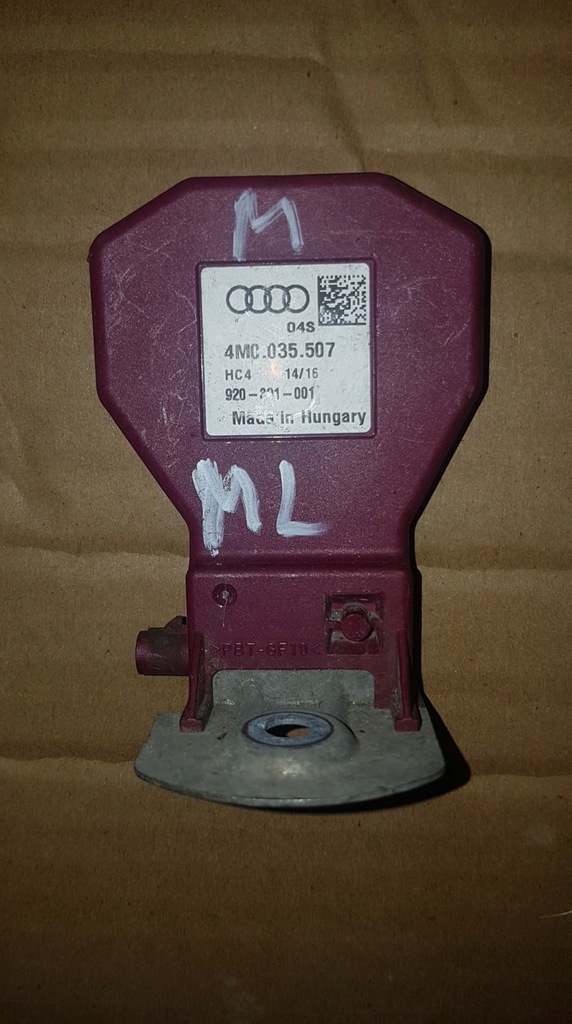 WZMACNIACZ ANTENY ANTENA AUDI A4 B9 A5 4M0035507 - 8316907910 ...