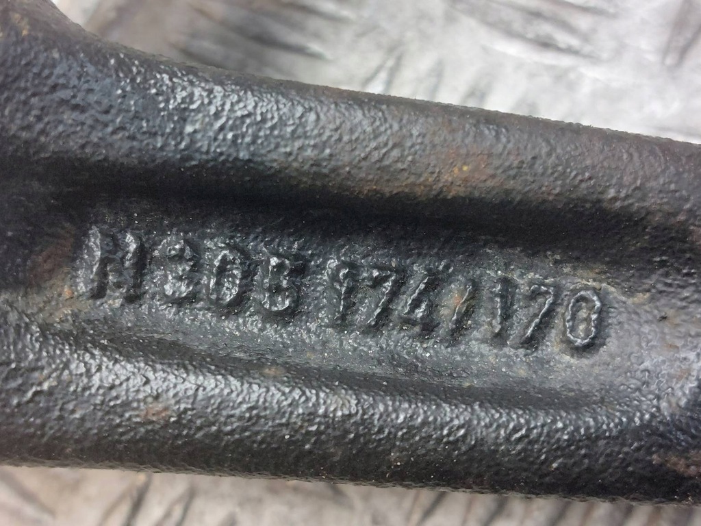 HAK HOLOWNICZY WYPINANY TABLICZKA AUDI A6 C5 KOMBI - 13504643250 - oficjalne archiwum Allegro