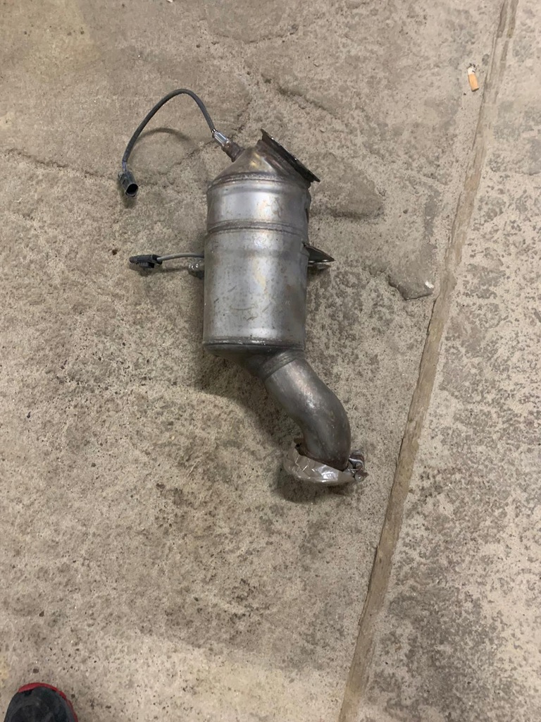 KATALIZATOR KPL. MERCEDES W205 W213 264920 1 - 14608557419 - oficjalne ...