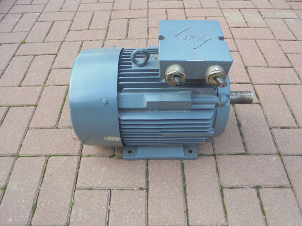SILNIK ELEKTRYCZNY VEM K21R 132 5,5KW 955/M F-VAT - 9364071940 - oficjalne archiwum Allegro