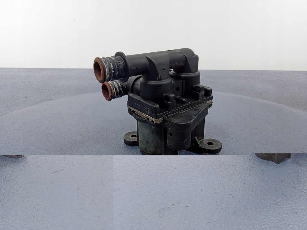 BMW 5 E34 E32 E31 ZAWÓR NAGRZEWNICY 1382299 - 13440654972 - oficjalne archiwum Allegro