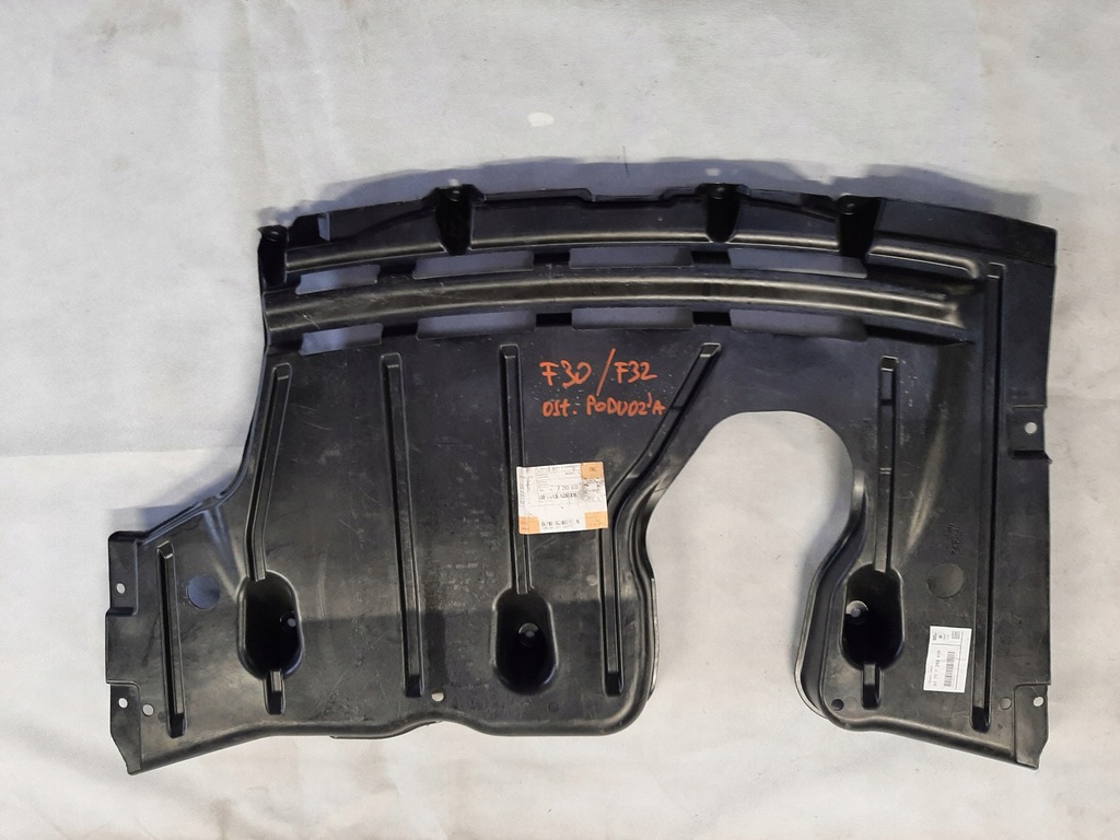 BMW F30 51717293610 OSŁONA DOLNA SILNIKA - 13420918968 - oficjalne ...