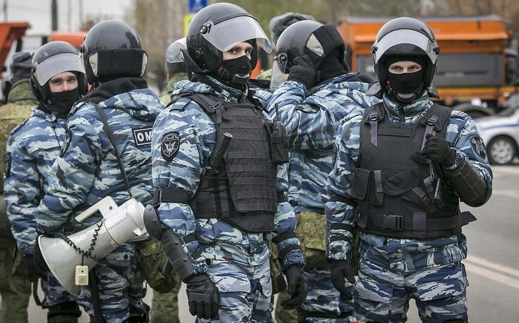 HEŁM KASK SZTURMOWY MILICJA OMON ROSJA NOWY ORGINA - 8875168768 ...