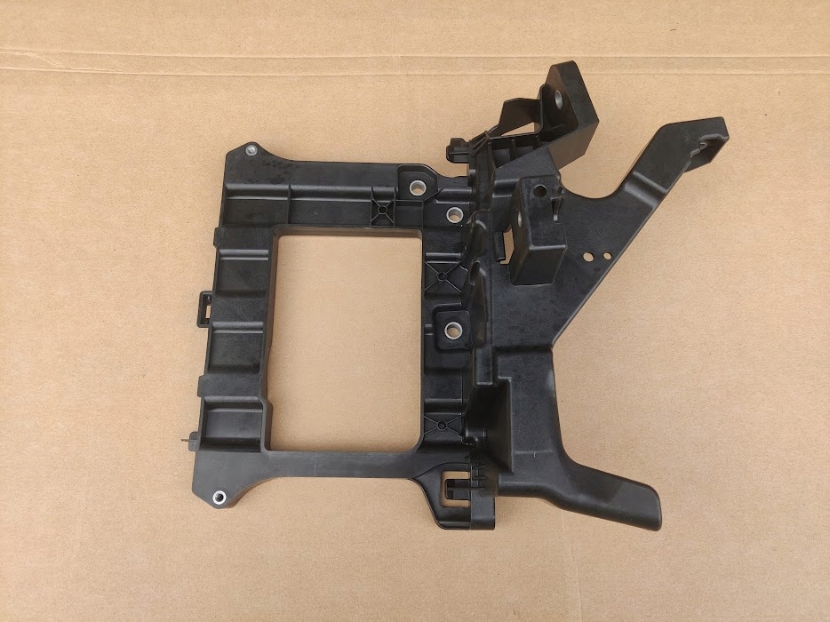 UCHWYT ŁADOWARKI VW TIGUAN Q3 19- TARRACO - 12846199208 - oficjalne ...