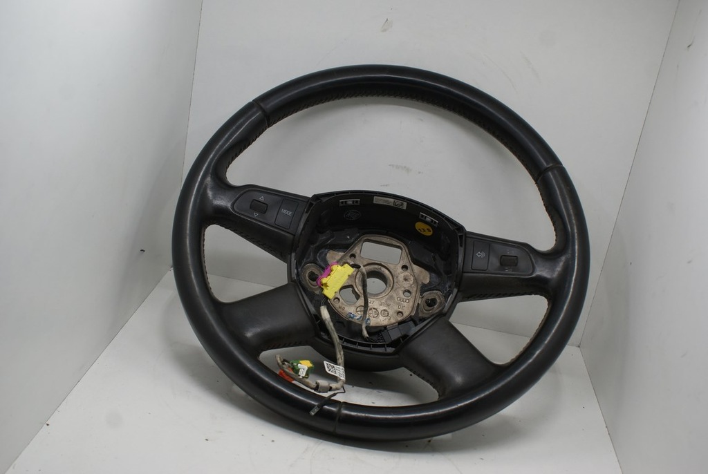 AUDI A8 D3 LIFT kierownica czteroramienna czarna - 11121099965 ...