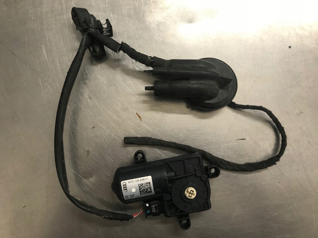 Silnik nastawczy klapy spalin AUDI A8 4H0133246H - 9367489023 ...