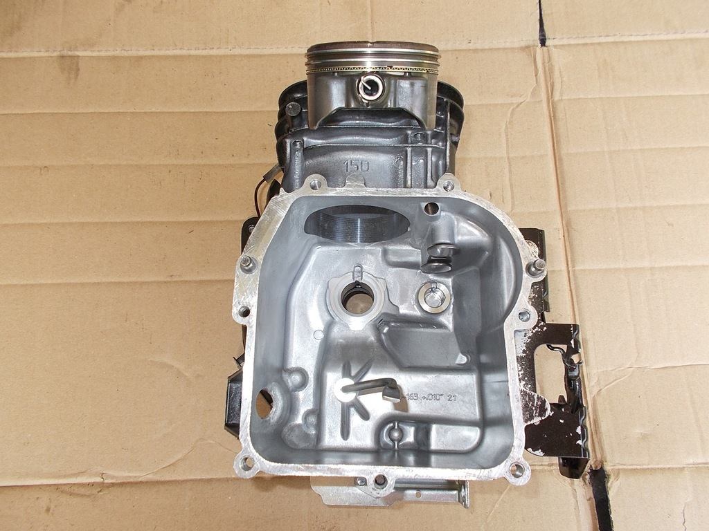 Cylinder tłok pierścienie Briggs 625e ohv 150cc - 13728712017 - oficjalne archiwum Allegro