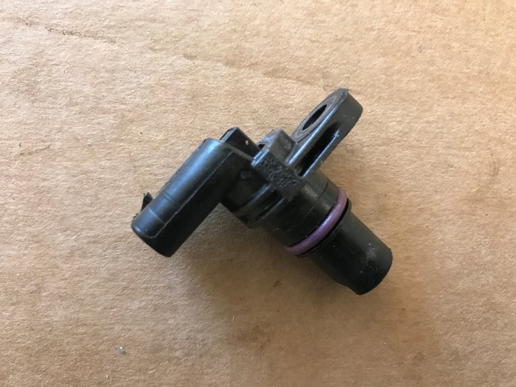 Czujnik położeniu wału AUDI A1 82A A4 B9 04C907601 - 6883425741 ...