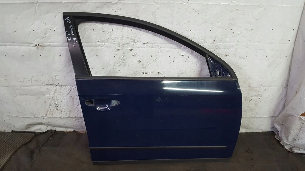 Drzwi przód przednie prawe LA5E VW Passat B6 TDI - 13519512611 ...