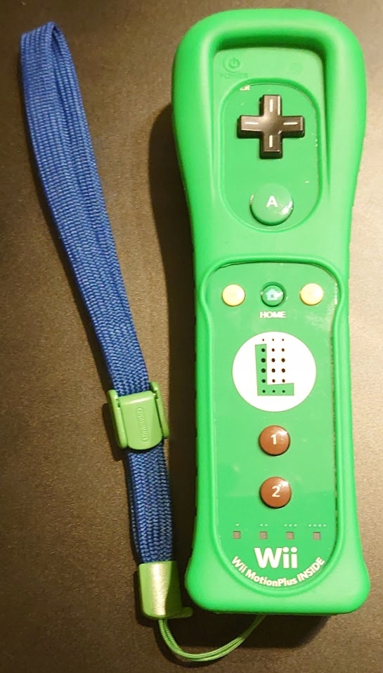 Wii Remote Plus + Pilot LUIGI Limitowany Limited - 12655412516 ...