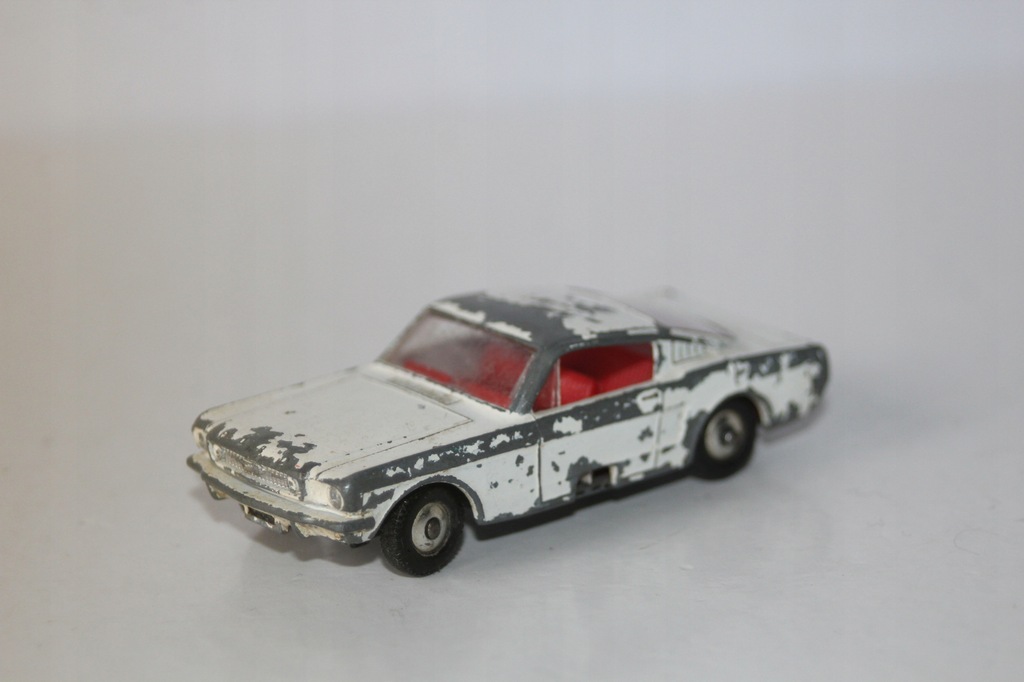 LESNEY MATCHBOX MUSTANG FASTBACK 1967r 1/65 - 13148085058 - oficjalne ...